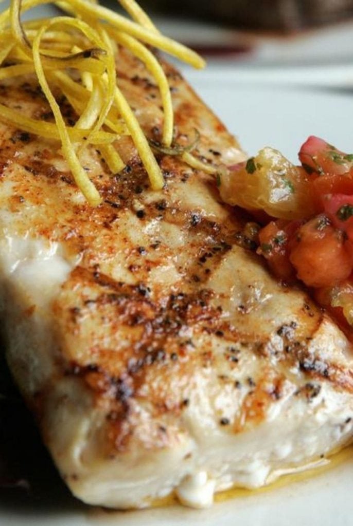 Dorado a la parrilla sobre pasta en salsa de 4 quesos – Chef Piñeiro